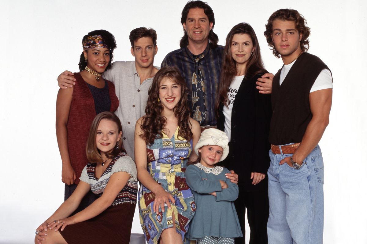 Beloved '90s Sitcom's Reboot Scrapped
