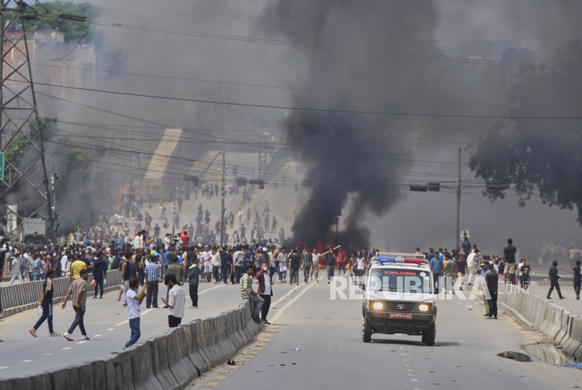 Demonstran Nepal Duduki Gedung Parlemen, Ini Alasannya