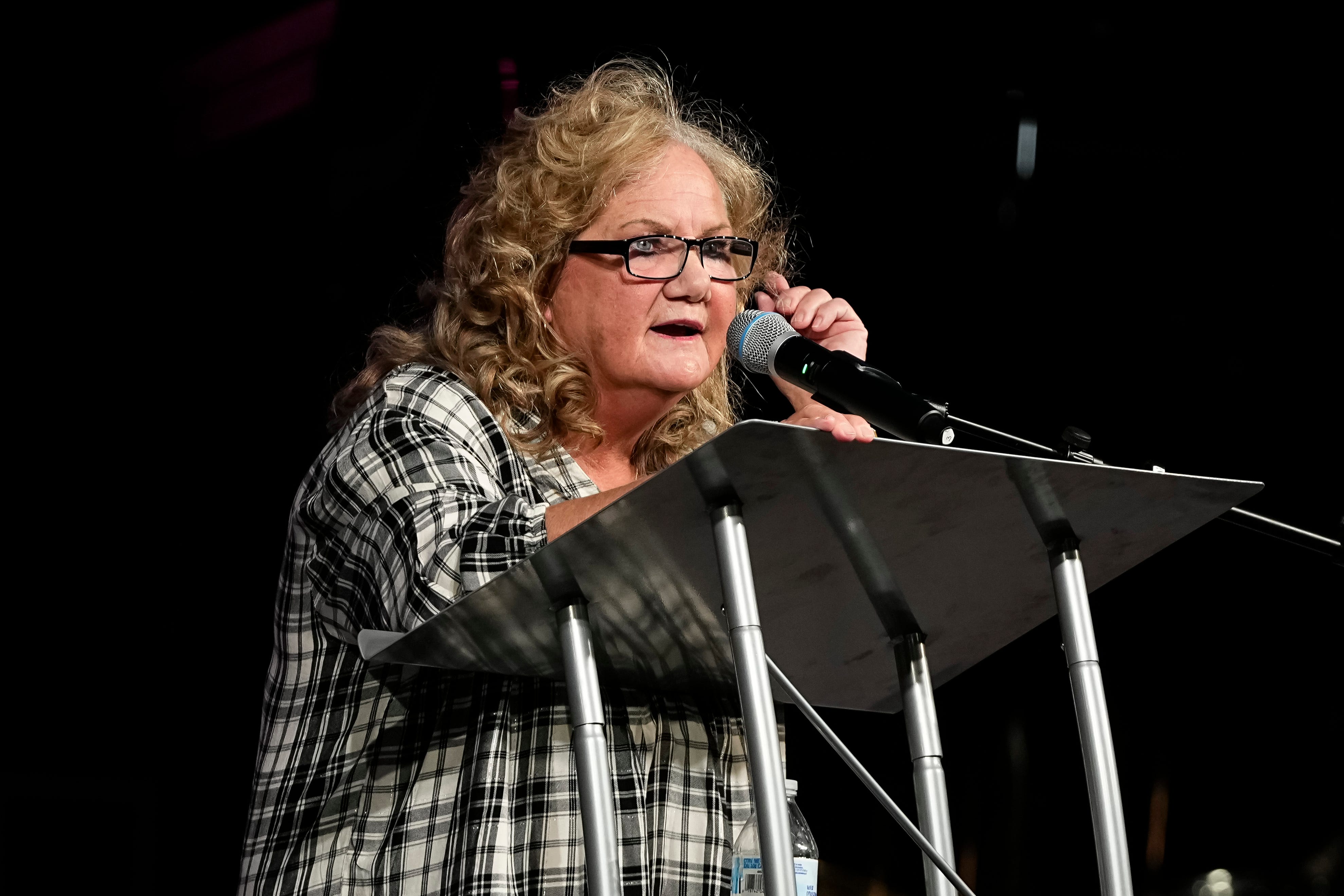 'My mission.' Years after 'Hillbilly Elegy,' JD Vance's mom is telling ...