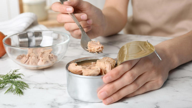 Popular canned tuna recalled over botulism risk