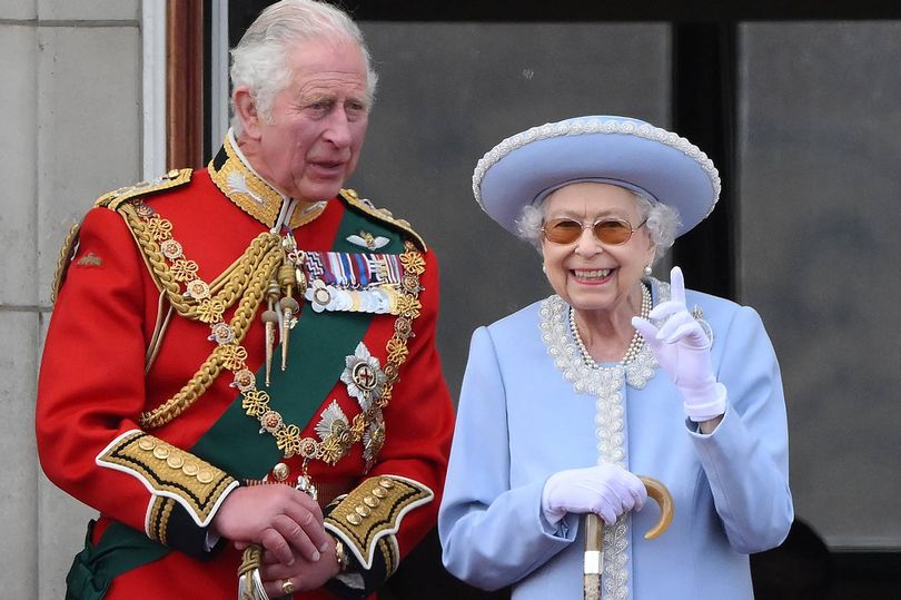 Queen Elizabeth II's 'end-of-life struggles' and why she asked to be ...