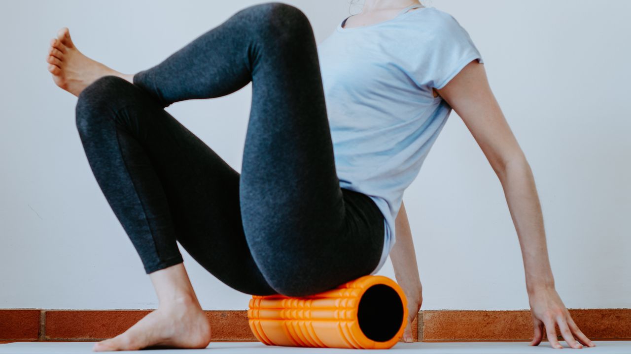 I added the figure 4 stretch to my routine — and now my hips and glutes ...