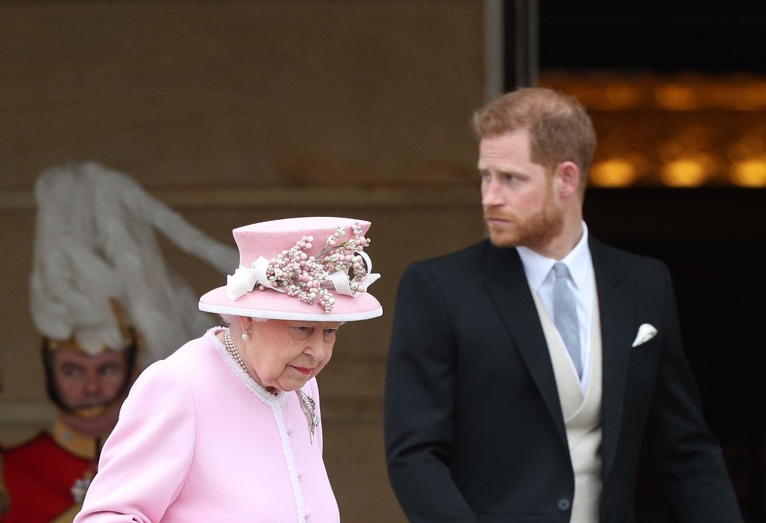 Prince Harry Asked King's Permission Before Visiting Queen Elizabeth's ...