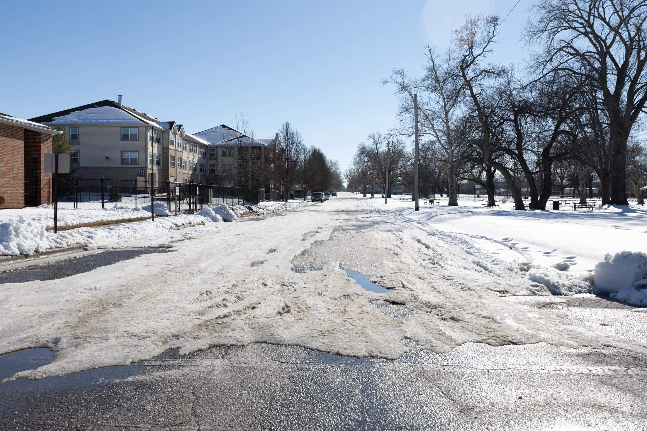 Is Illinois in for a ‘very cold,' snowy winter? Here's what the ...