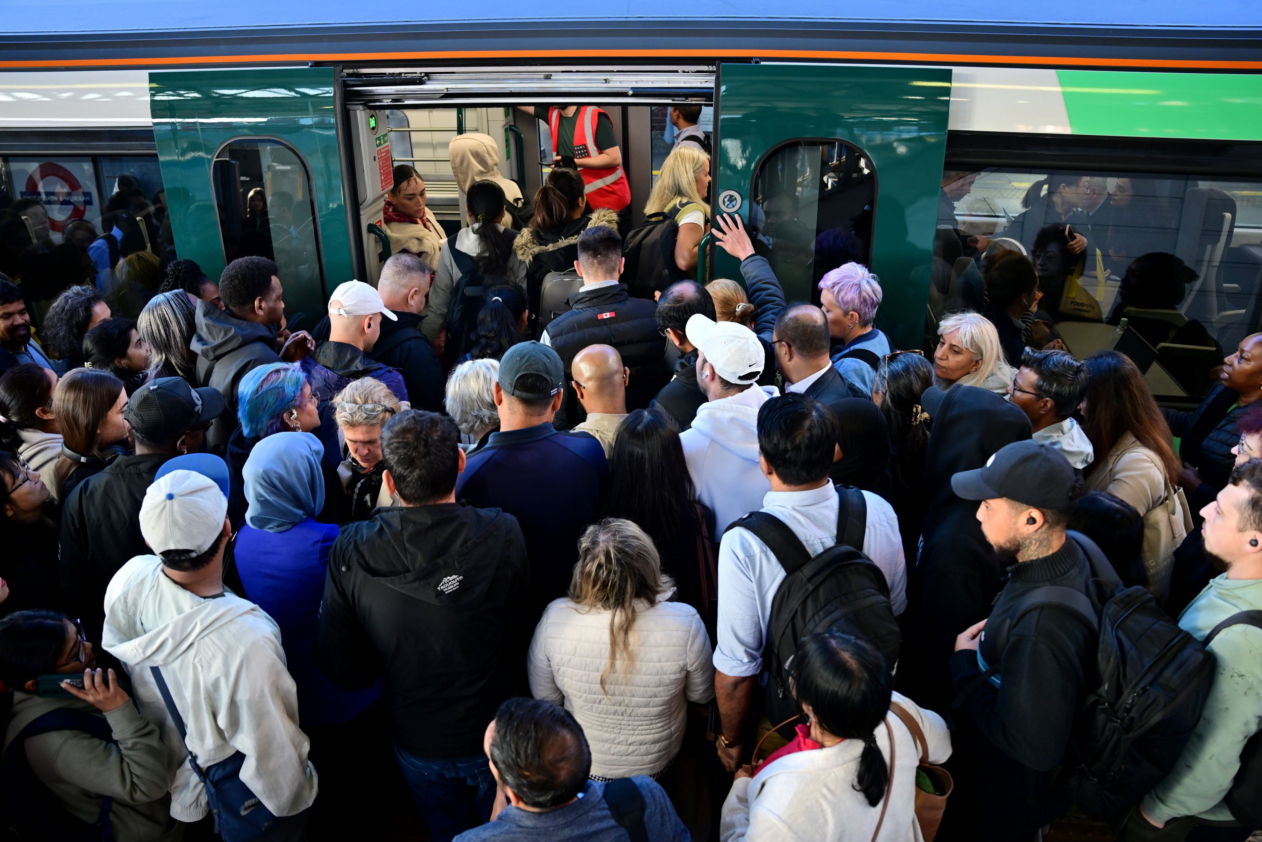 Mayor 'shares frustrations' of millions amid strikes