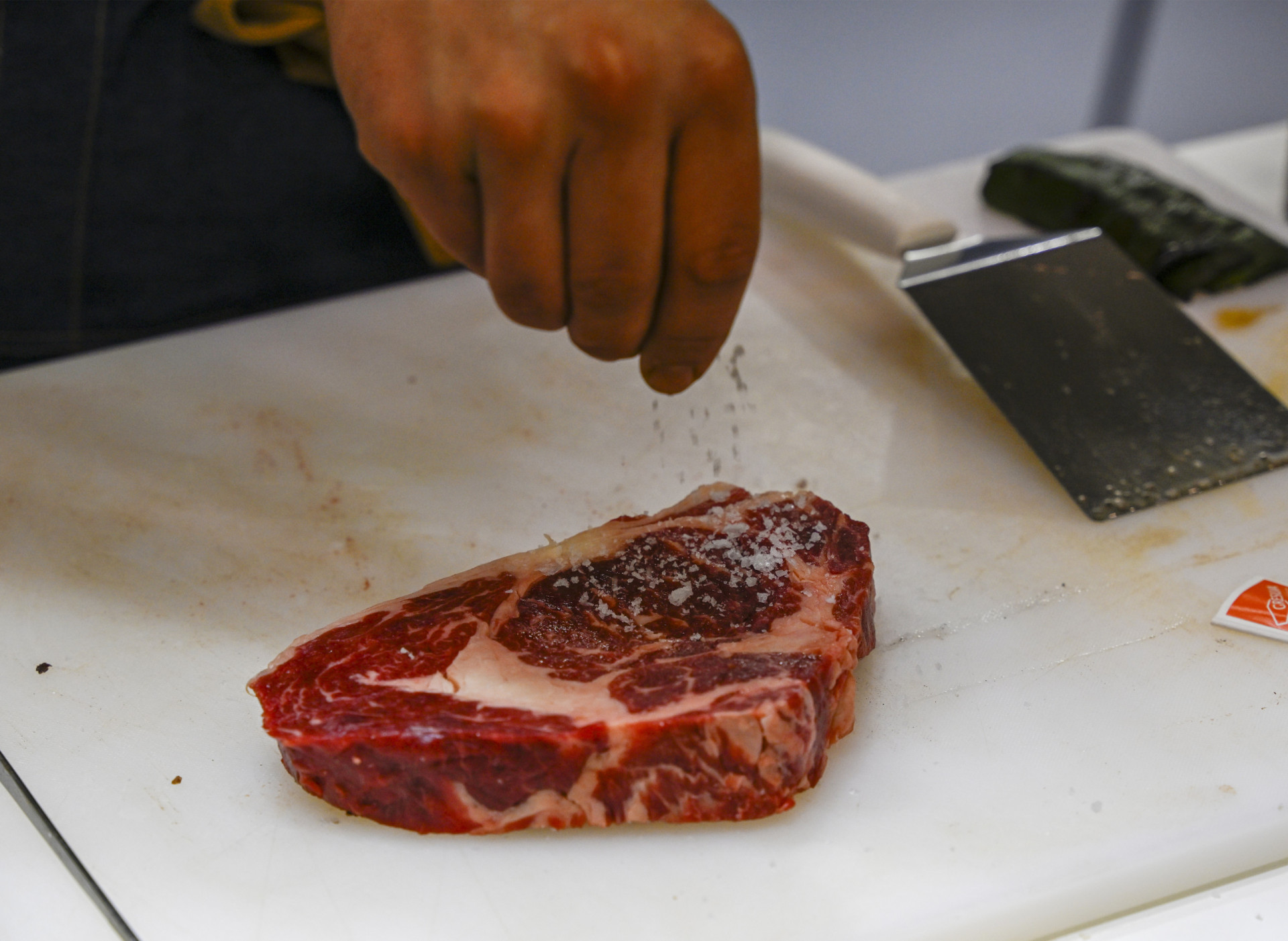 Processed meat consumption linked to cognitive decline