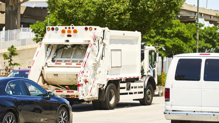 How Garbage Trucks Work: How Do They Know When They Are Full?