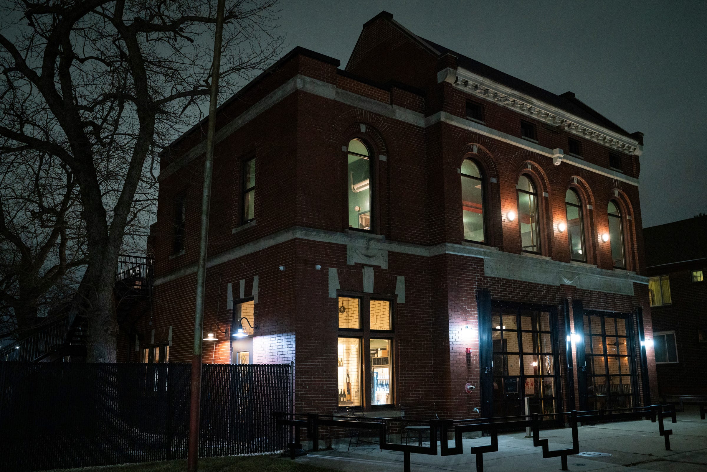 Detroit's Ladder 4 Wine bar recognized for its 'culinary vision'