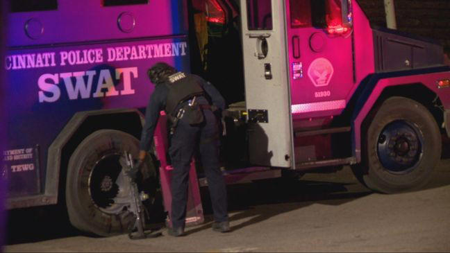 Domestic violence incident sparks SWAT situation in Cincinnati neighborhood