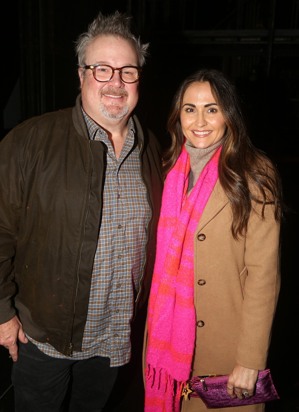 ‘Modern Family’ star Eric Stonestreet marries longtime girlfriend ...