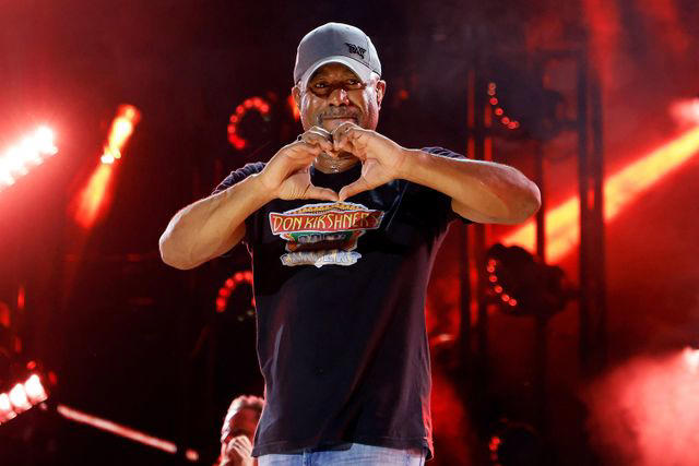 Darius Rucker Goes Instagram Official with Girlfriend Emily Deahl: 'My ...