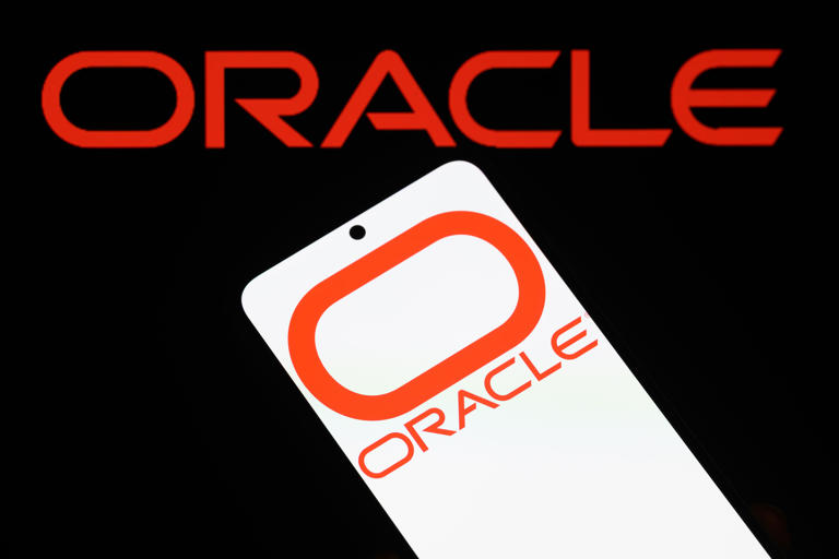 Oracle stock soars as CEO says AI-fueled cloud revenue set to soar to ...