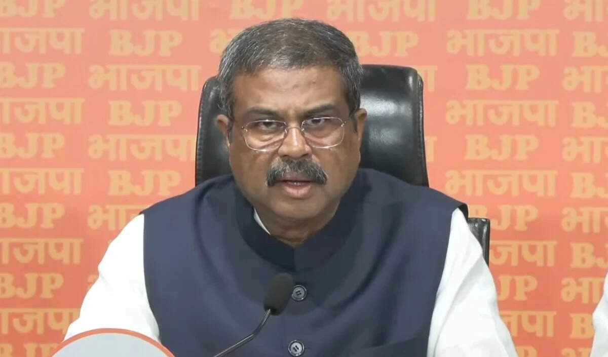 Indian Education Minister's Official Visit to UAE Aims to Strengthen ...