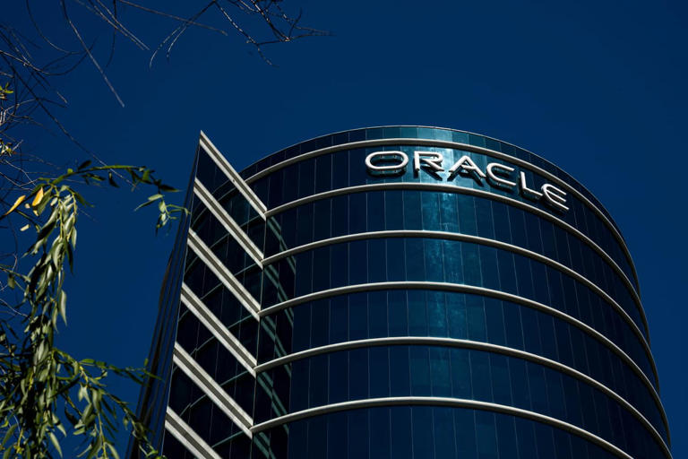 Oracle Stock Soars 29% After Earnings Reveal Strong AI Backlog. What to Know.