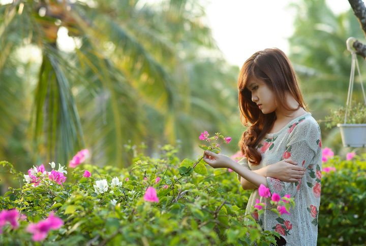 20 Common Things Lonely People Always Say