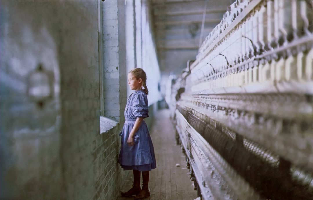 20 Images That Show The Harsh Reality Of Factory Life in the 1900s