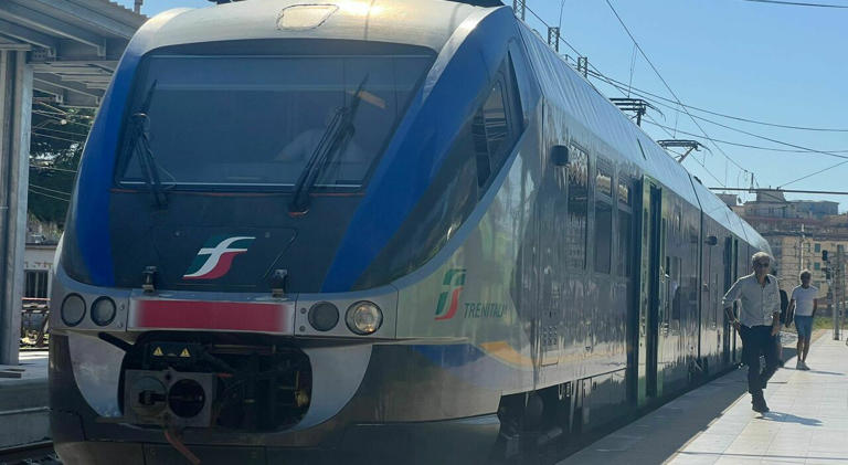 Sospesa la circolazione ferroviaria tra Santa Maria la Bruna e Torre Annunziata verifiche ...