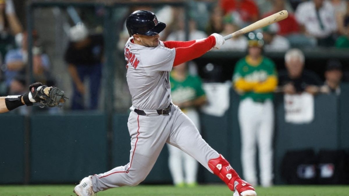 MLB: Alex Bregman Shows Why He's Built to Play for Life in Boston with ...