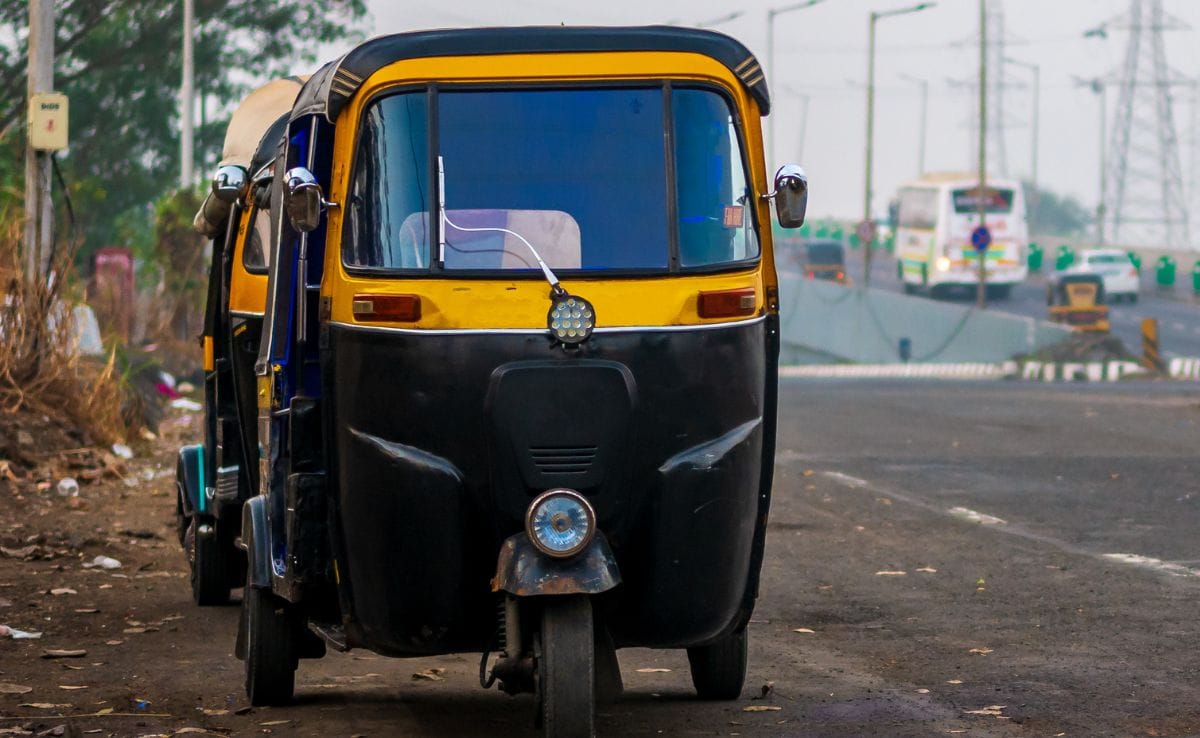 85% Mumbai Auto Drivers Know About Electric Vehicles, But Few Ready To ...