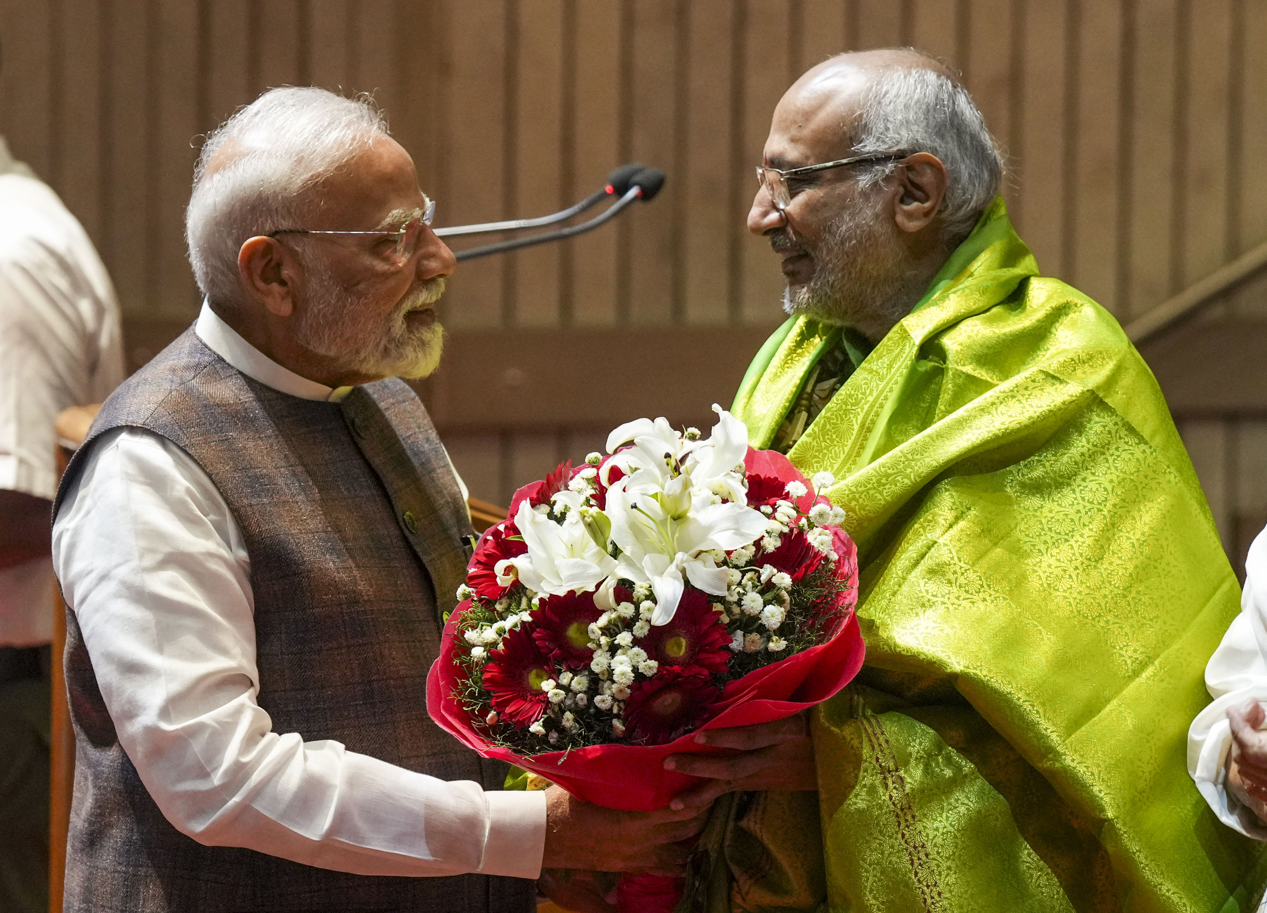 Maharashtra CM hails Radhakrishnan's election as VP; says his life ...