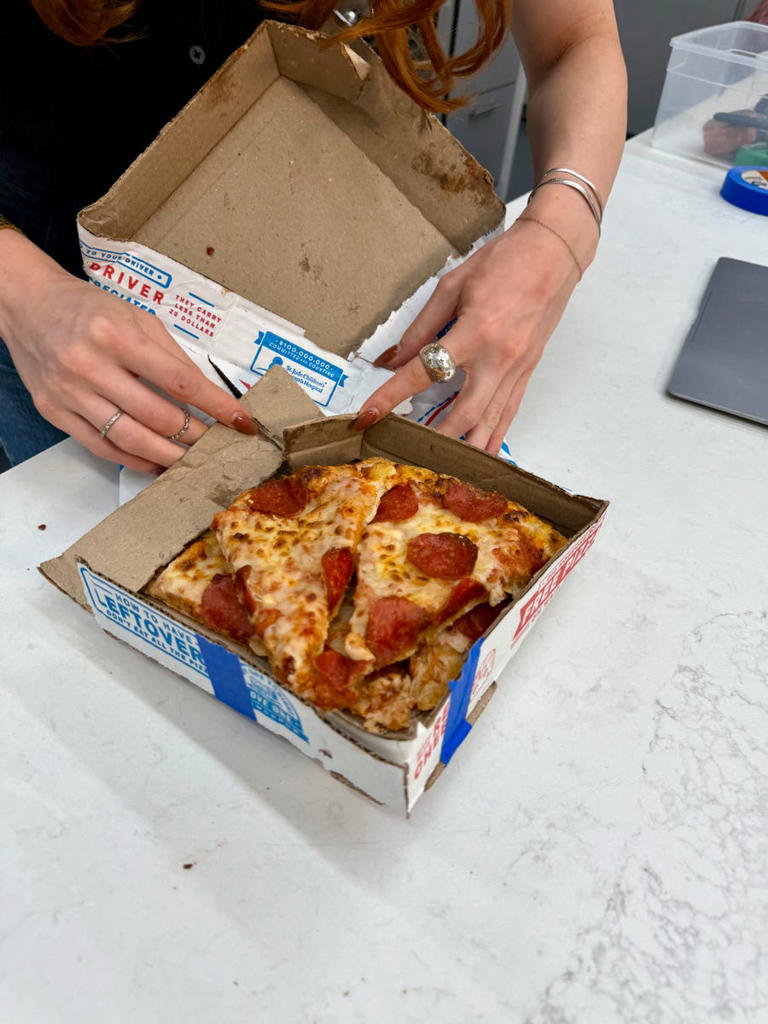 I Have Strong Words For Whoever Invented This Leftover Pizza Box Hack