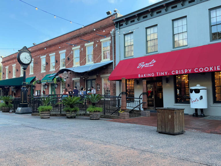 25+ Must-Try Restaurants in Savannah, Georgia: A Local Foodie's Guide