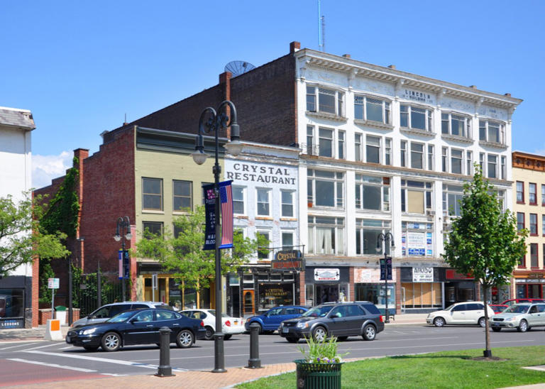 Do you live in one of the best places in New York to raise a family ...