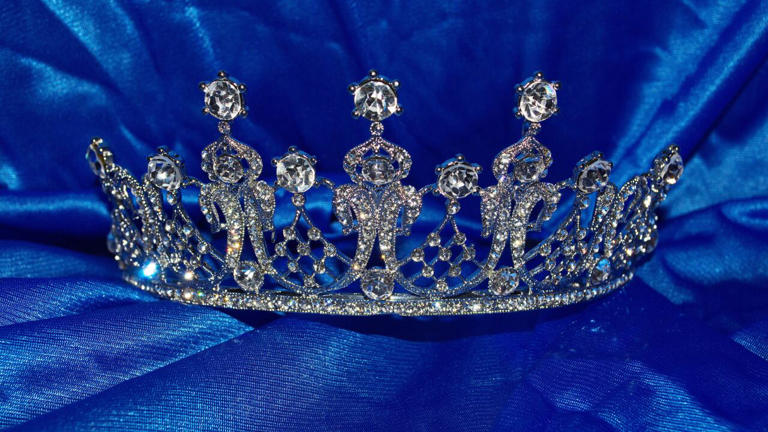 This Day in History: Memphis student crowned Miss Black America