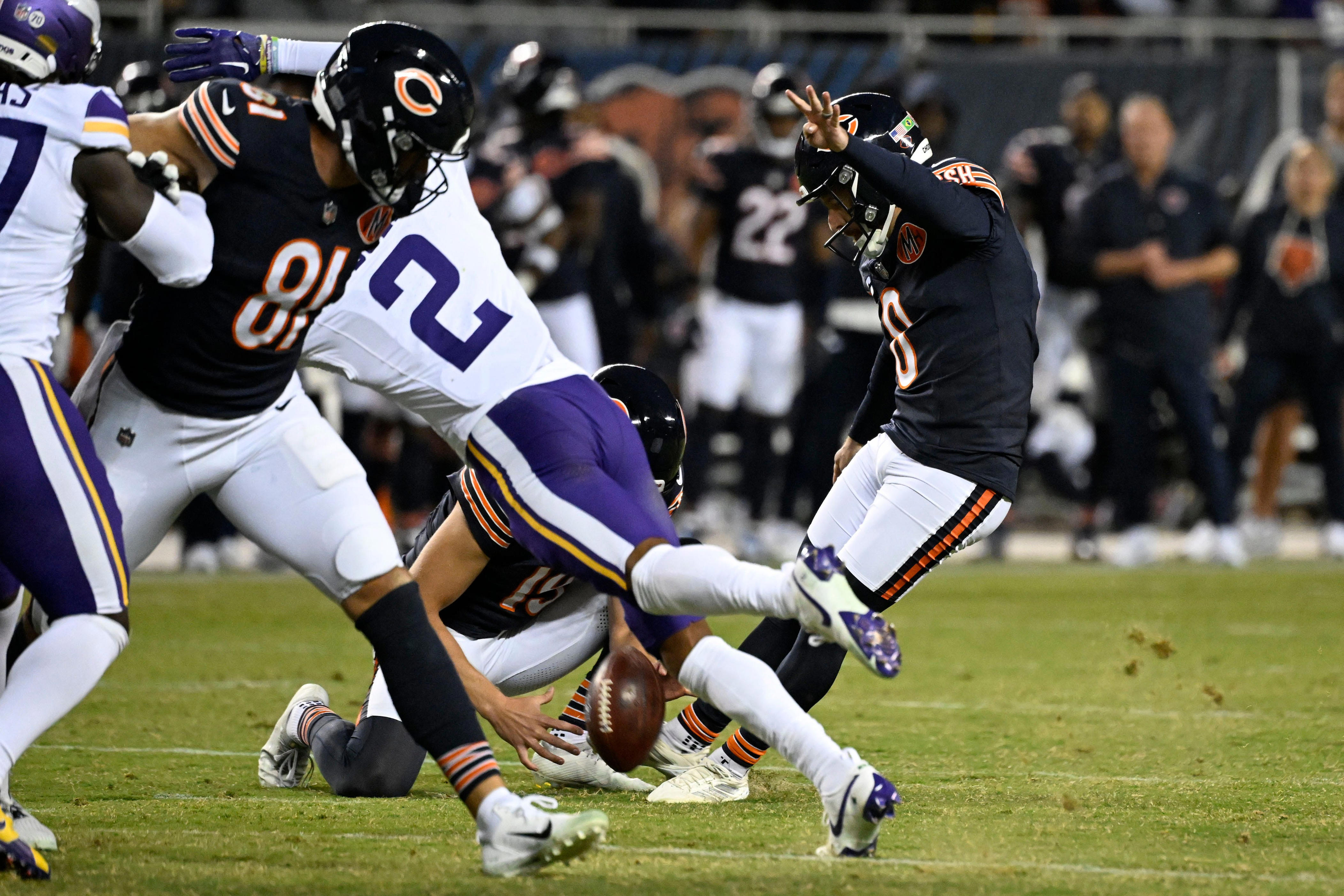 Ben Johnson explains what was supposed to happen on Bears' final kickoff