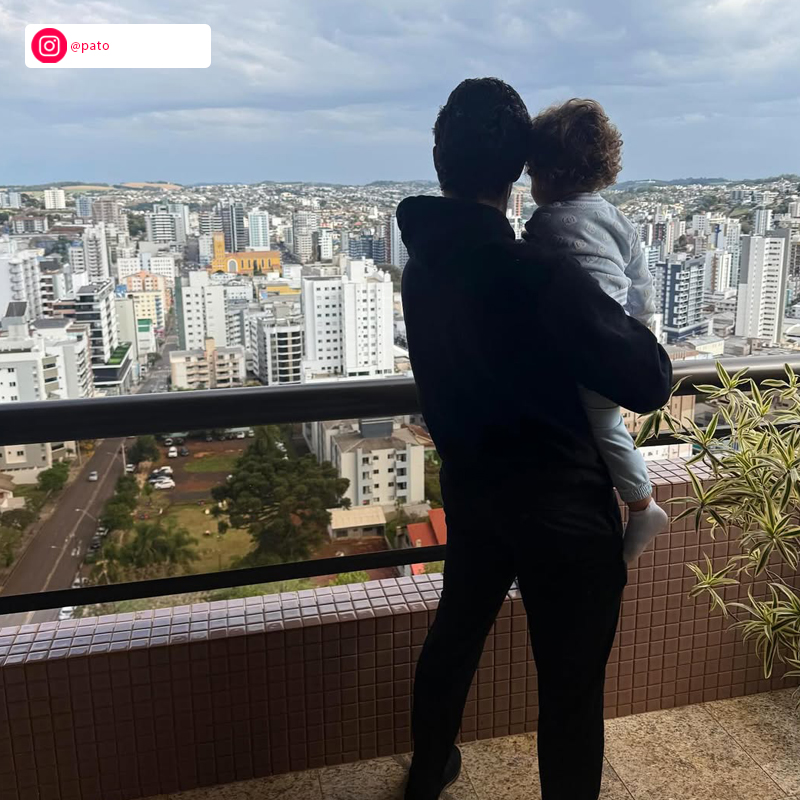 Alexandre Pato e Rebeca Abravanel celebram dois anos de idade de ...