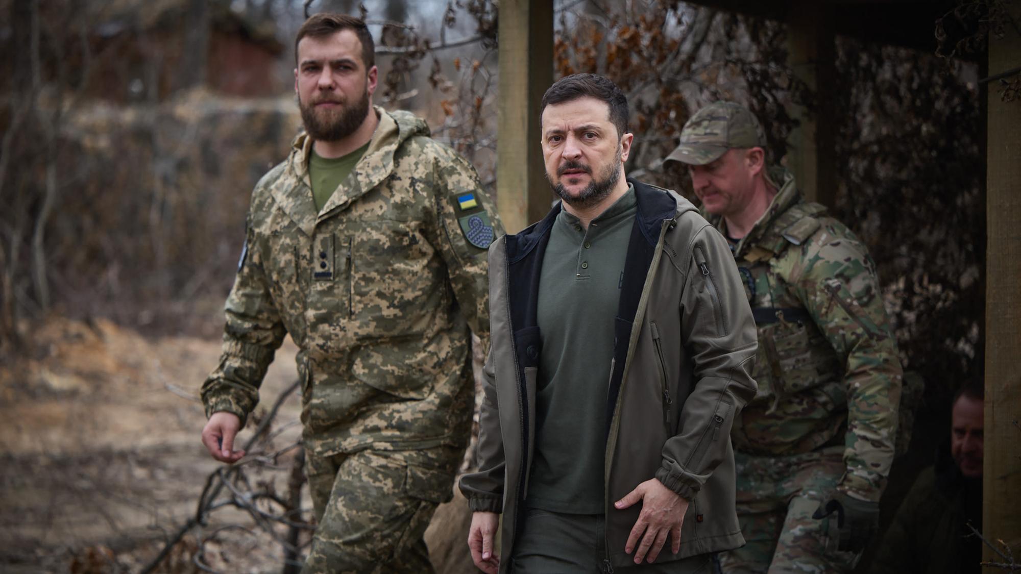 Guerre en Ukraine : Zelensky presse encore ses alliés après une frappe ...