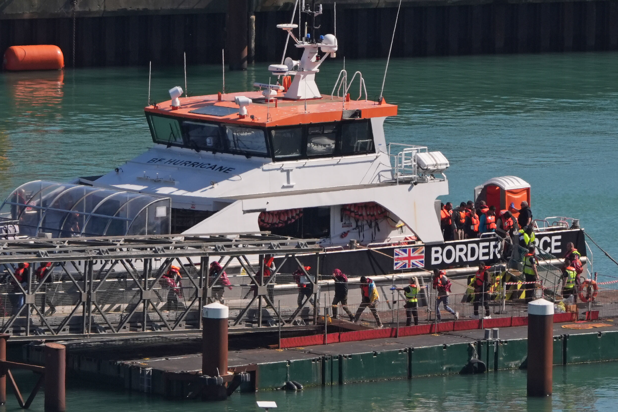 Investigation after migrant boat ‘reaches Kent coast’ without being ...