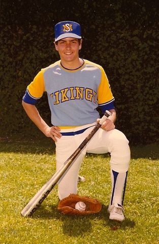 Charlie Sheen Calls O.J. Simpson a 'Tool' as He Recalls Time the Ex-NFL ...