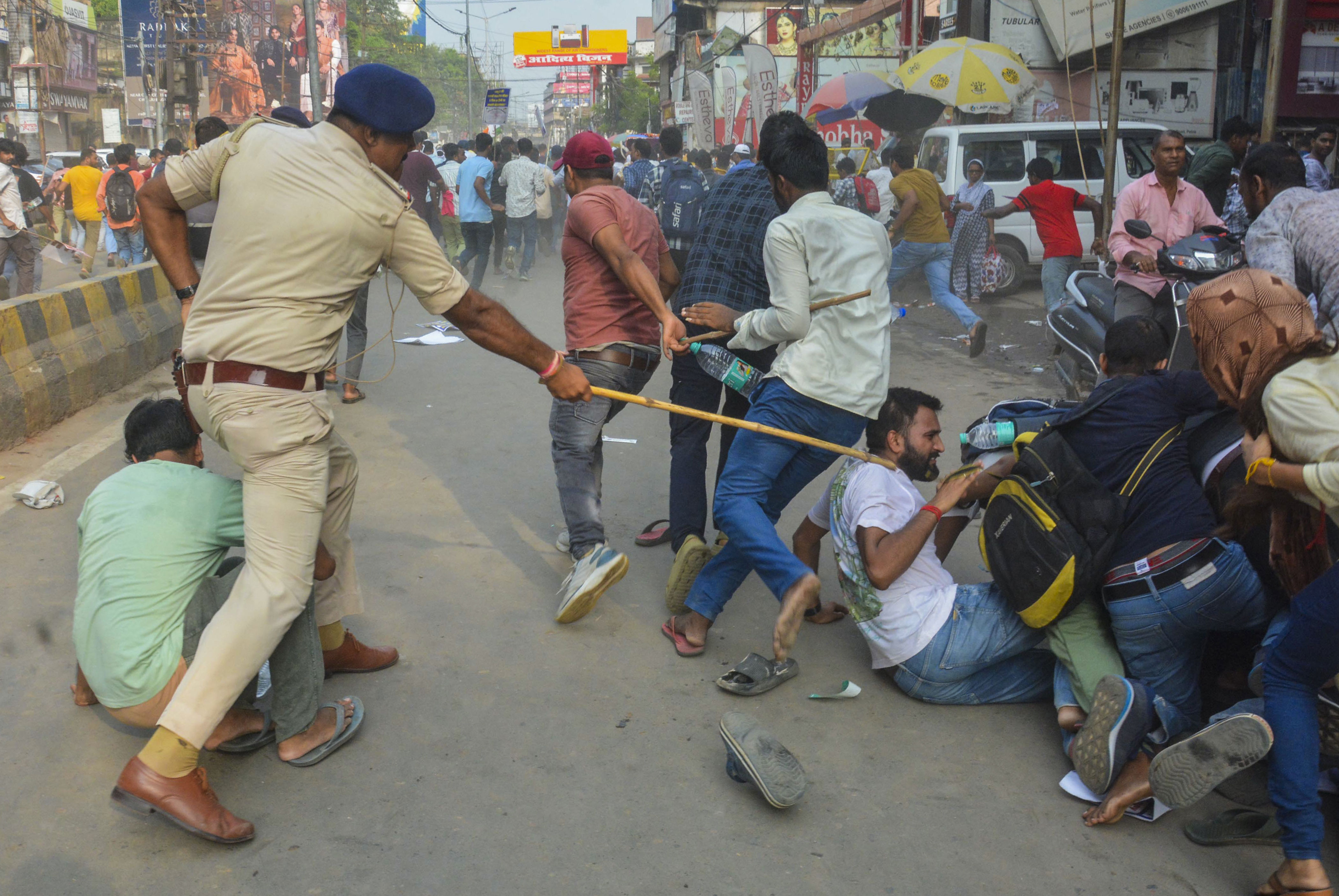 Police use batons, water cannons to disperse protesting job aspirants ...
