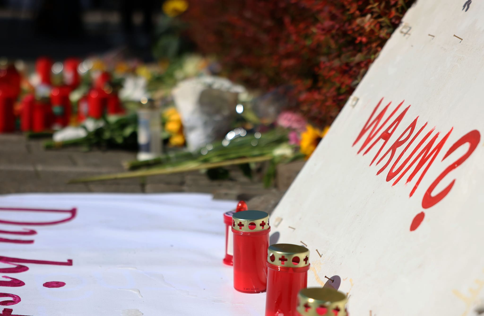 Prozess um Messeranschlag am Fronhof in Solingen: Verteidiger plädiert ...