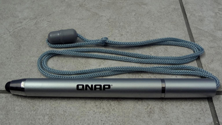 A new smart pen turns any surface into a tablet