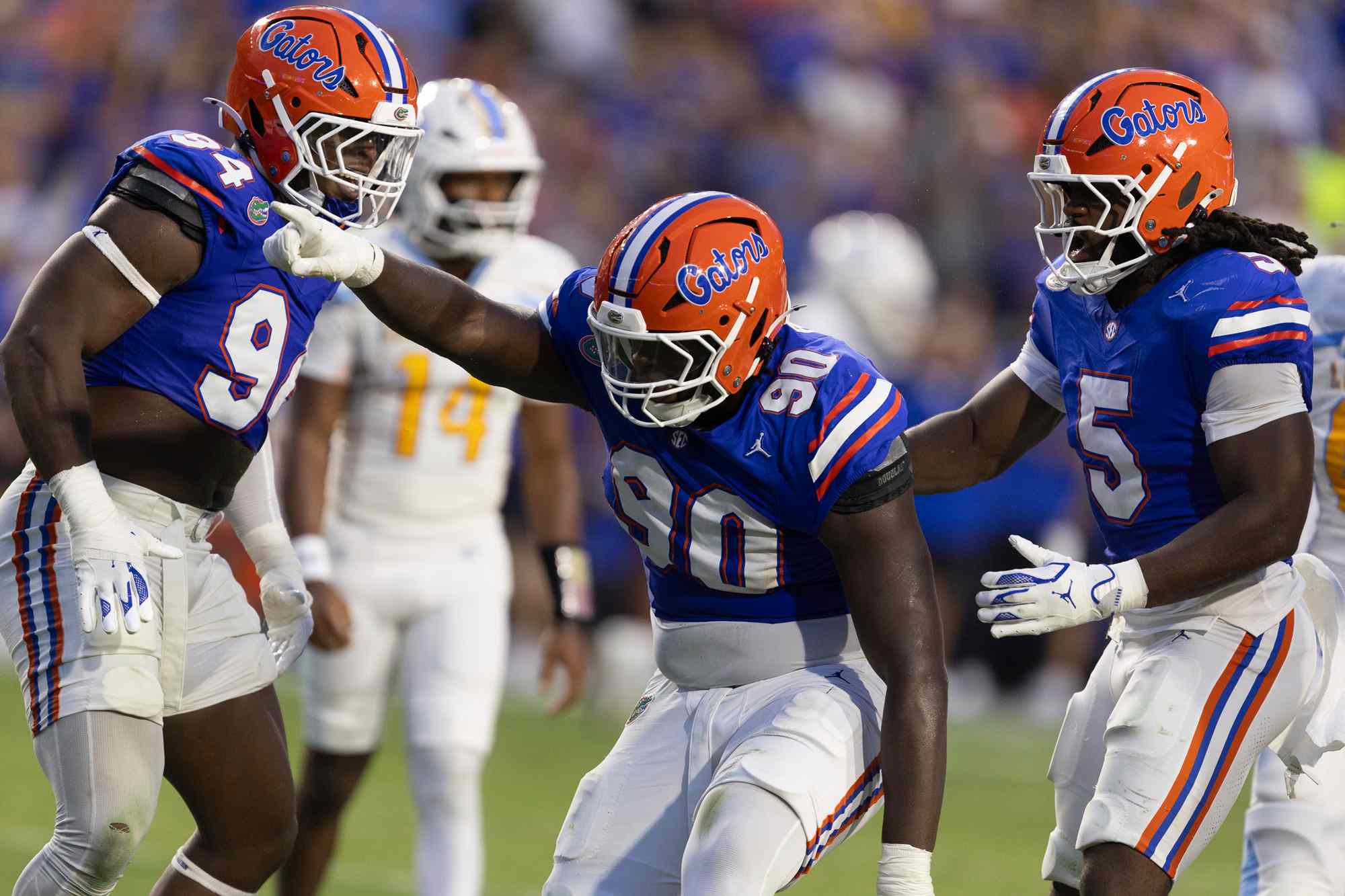 Florida Football Player Apologizes for Spitting at Opponent: 'That's ...