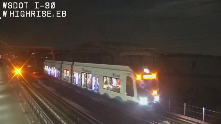 Light rail extension across Lake Washington will open May 31 or sooner ...