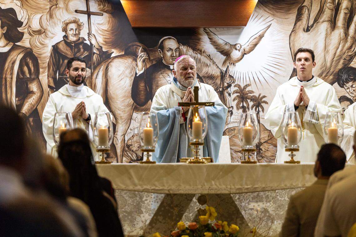 Miami pays tribute to Catholic shrine revered by Cuban exile community ...