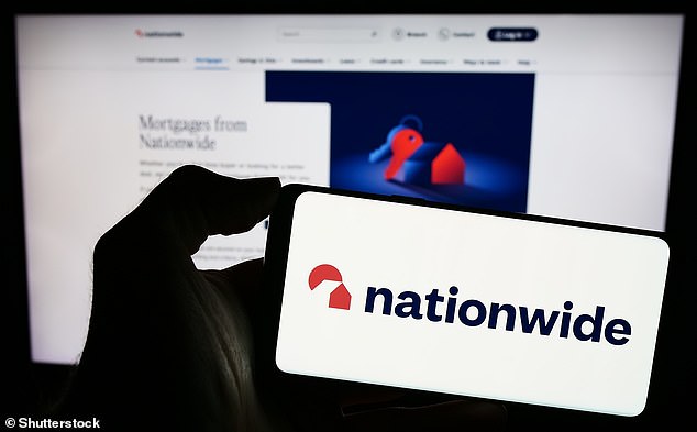 Nationwide is DOWN! Popular banking app outage leaves thousands unable ...