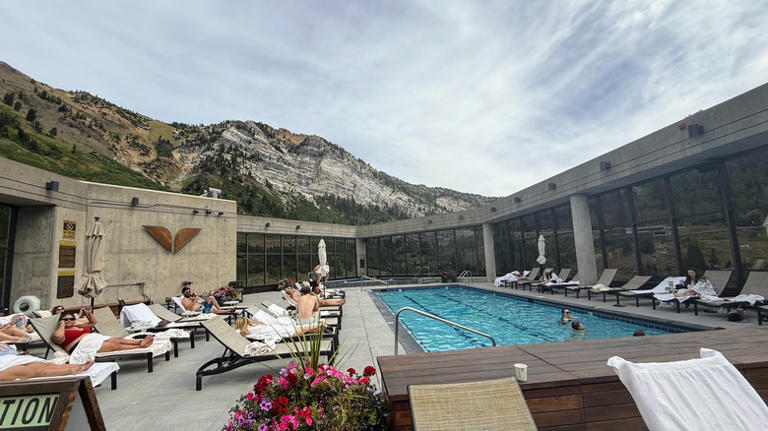 Nestled In Utah's Wasatch Mountains Is An Idyllic Getaway Known For ...