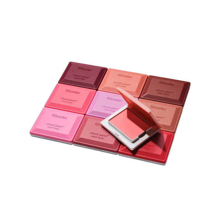 Glossier Just Dropped a New Powder Version of Its Beloved Cloud Paint ...