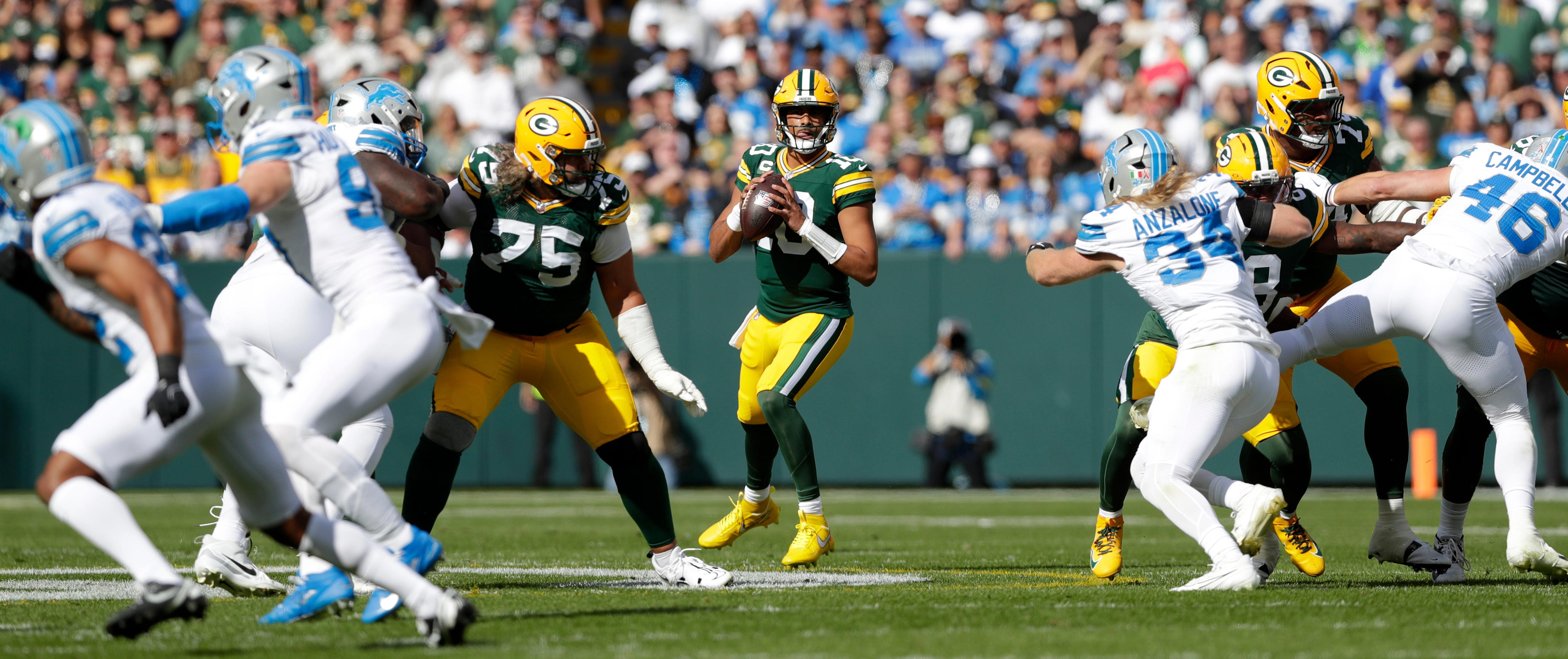Ailing Packers offensive line in for test against new-look Commanders ...