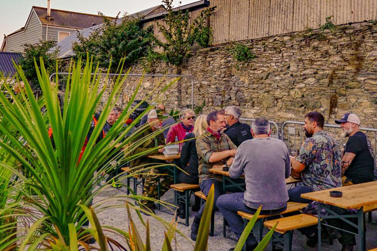 Bar converted from garage in just three weeks becomes popular Cornish venue