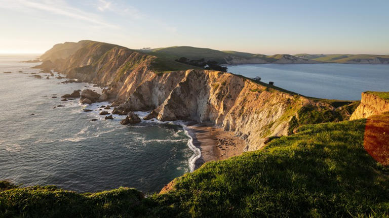 North Of San Francisco Is California's Hidden Gem With Tasty Seafood ...