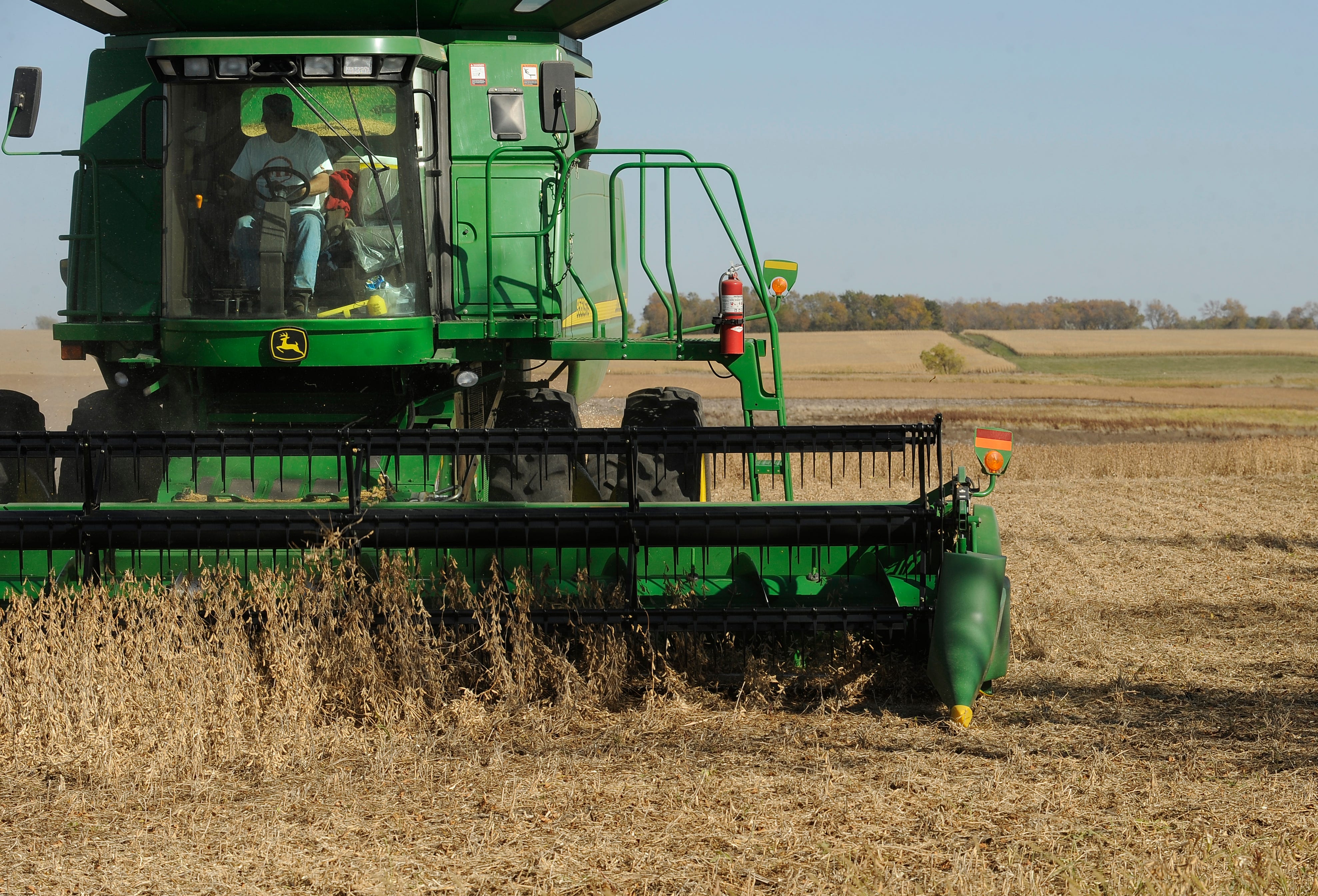 Trump-China trade dispute heightens harvest anxiety for South Dakota ...