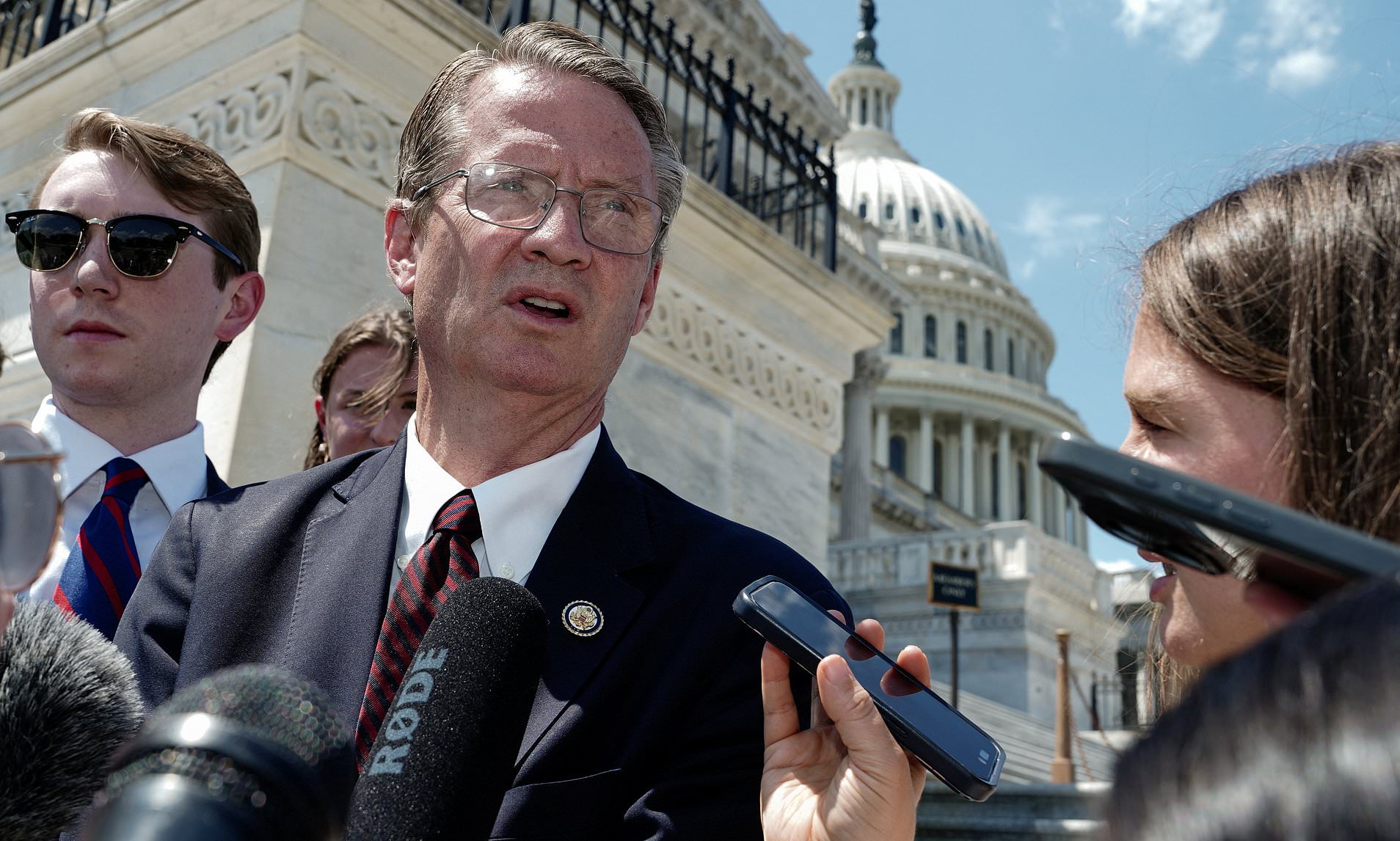Republican lawmaker CAUGHT on video instigating fight with protester ...