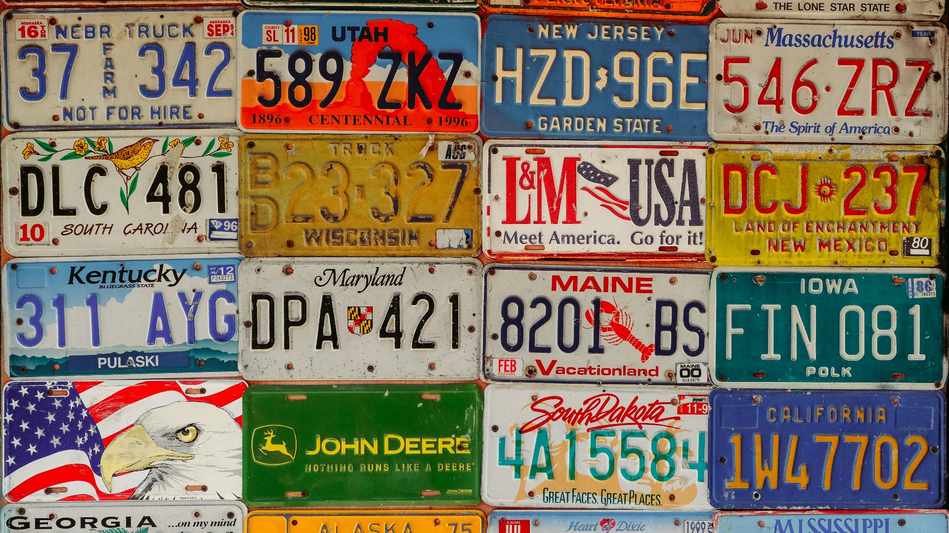 The 20 Coolest State License Plates