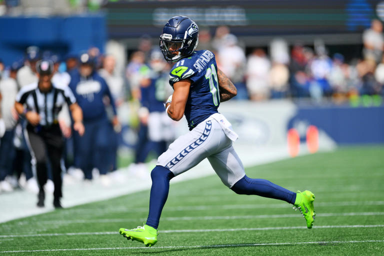 2025 NFL receiving leaders as regular season ends