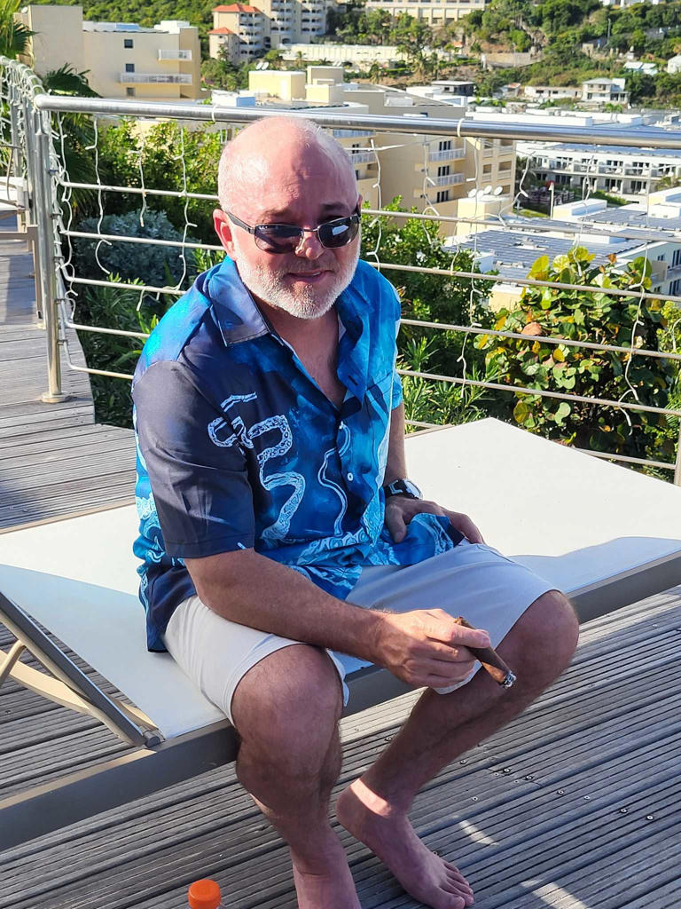 Family of boater missing in Lake Hartwell hires private search ...